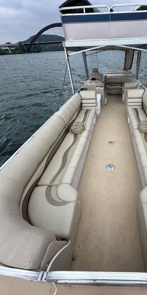 Austin: Lake Austin Double Decker Tritoon Boat Rental | GetYourGuide