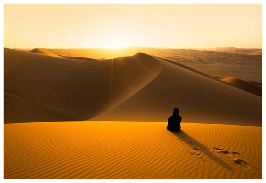 Doha: Ørkensafari med 4x4-kørsel og overnatning i lejr | GetYourGuide