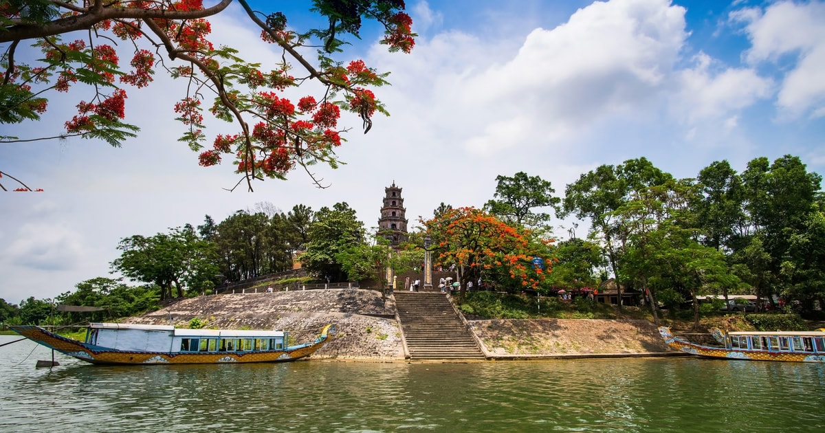 Hue: Tour in barca del drago di Hue sul fiume dei profumi, tombe reali ...