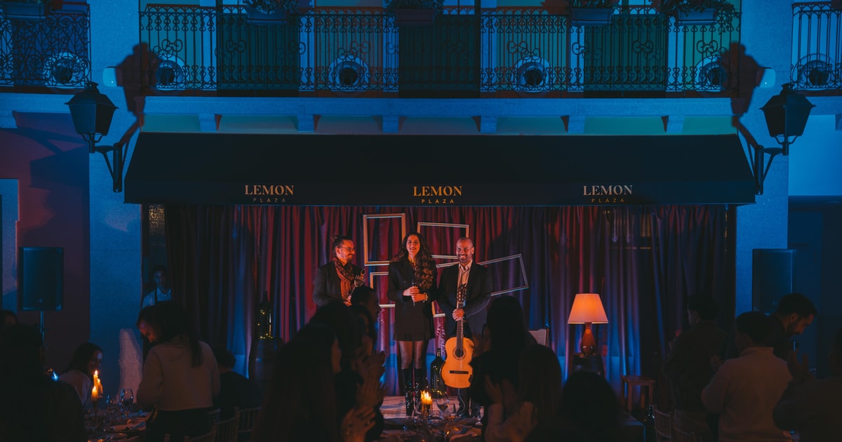 WOW Porto: Fado Show & Dinner Erlebnis | GetYourGuide