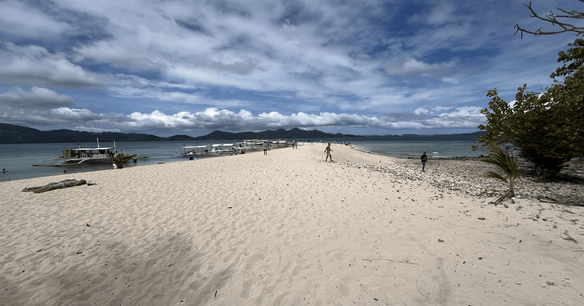 Tour Privado en Barco por la Escapada a la Isla Culión | GetYourGuide