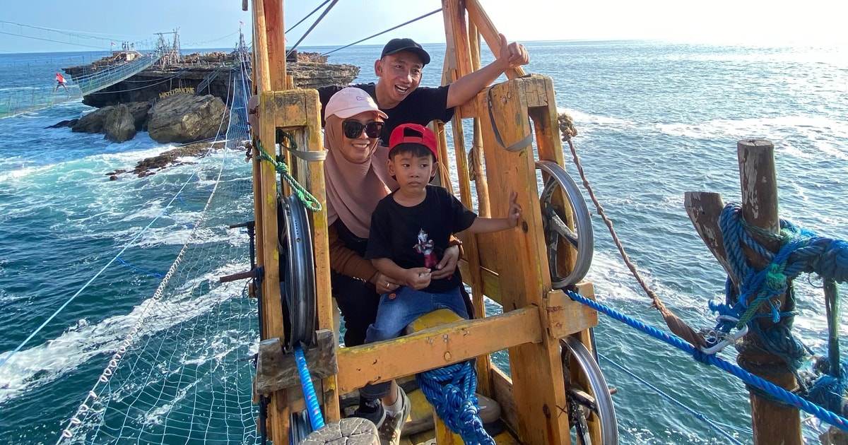 Timang Beach Gondola Ride All in | GetYourGuide