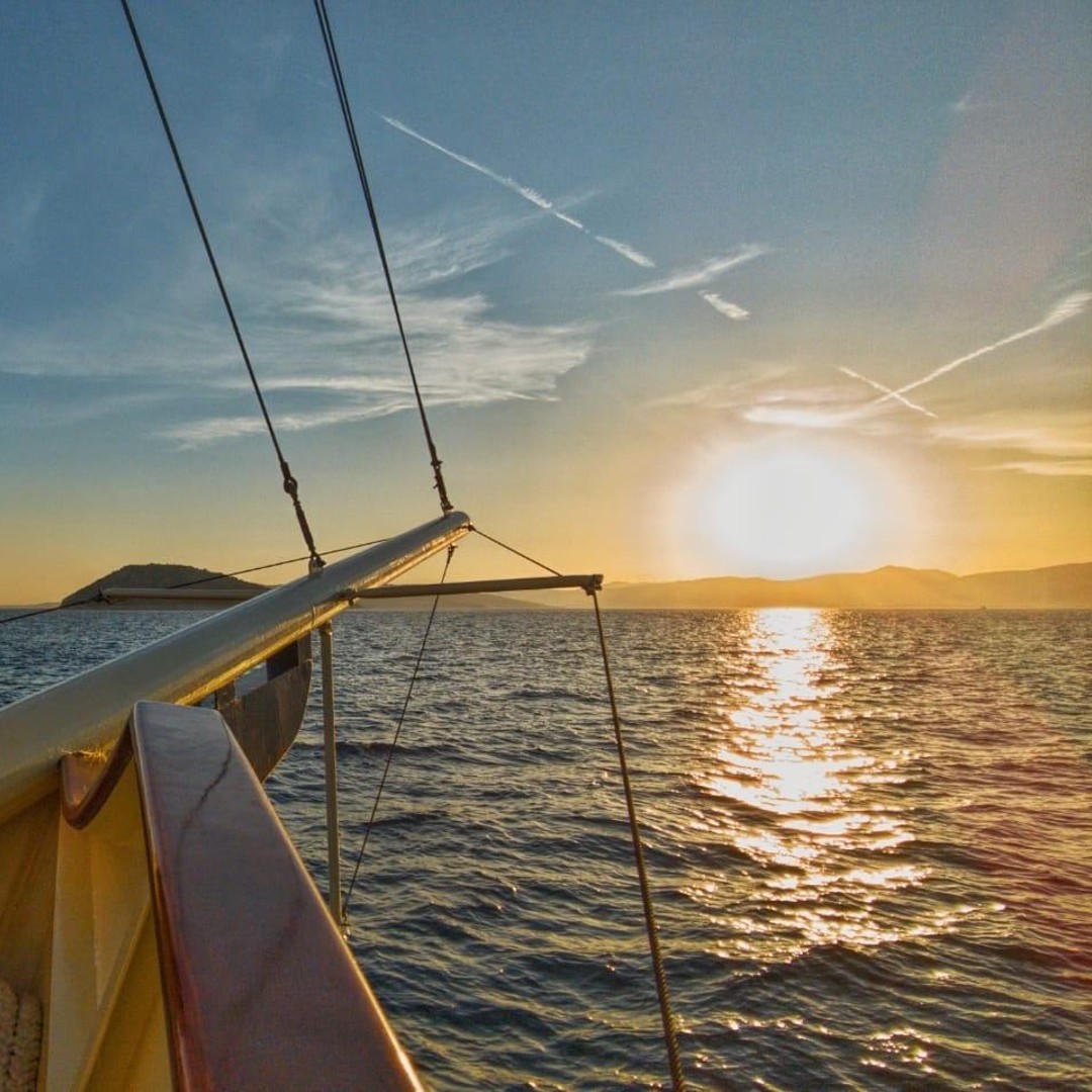Split:Sunset Cruise with Live Music | GetYourGuide
