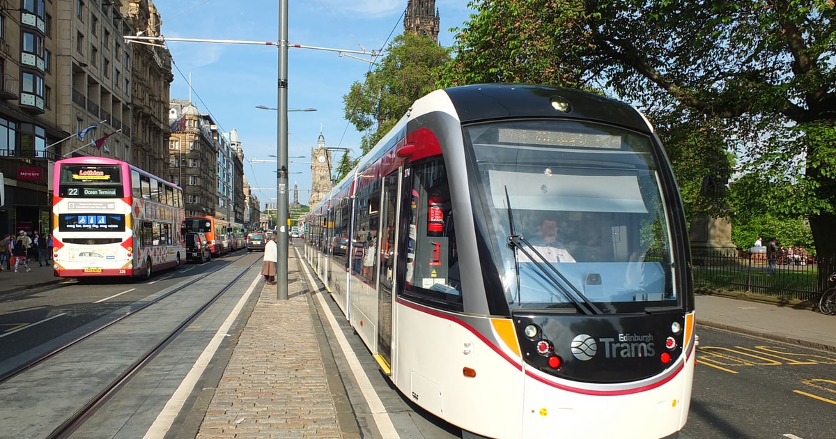 Edinburgh: Tram Ticket in Airport and City Zone | GetYourGuide