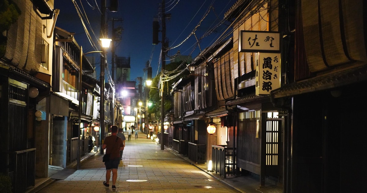 Dinner with Maiko in Traditional Kyoto Style Restaurant Tour | GetYourGuide