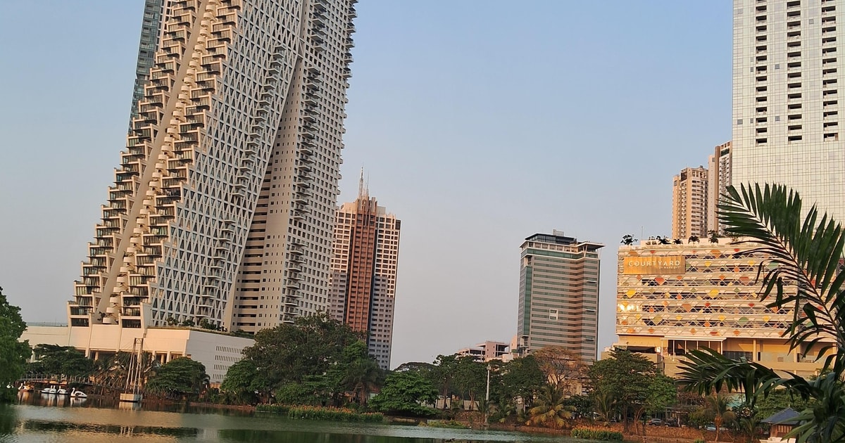 Colombo: Guided City Tour by Tuk Tuk Morning and Evening | GetYourGuide