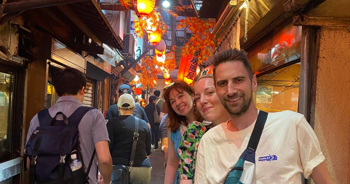 Shinjuku: nocna wycieczka po barach w japońskiej Izakaya | GetYourGuide
