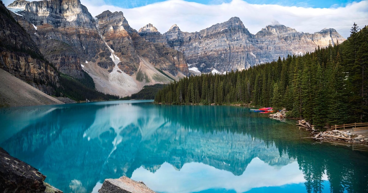 Calgary: Lake Louise, Emerald Lake, and Johnston Canyon Tour | GetYourGuide