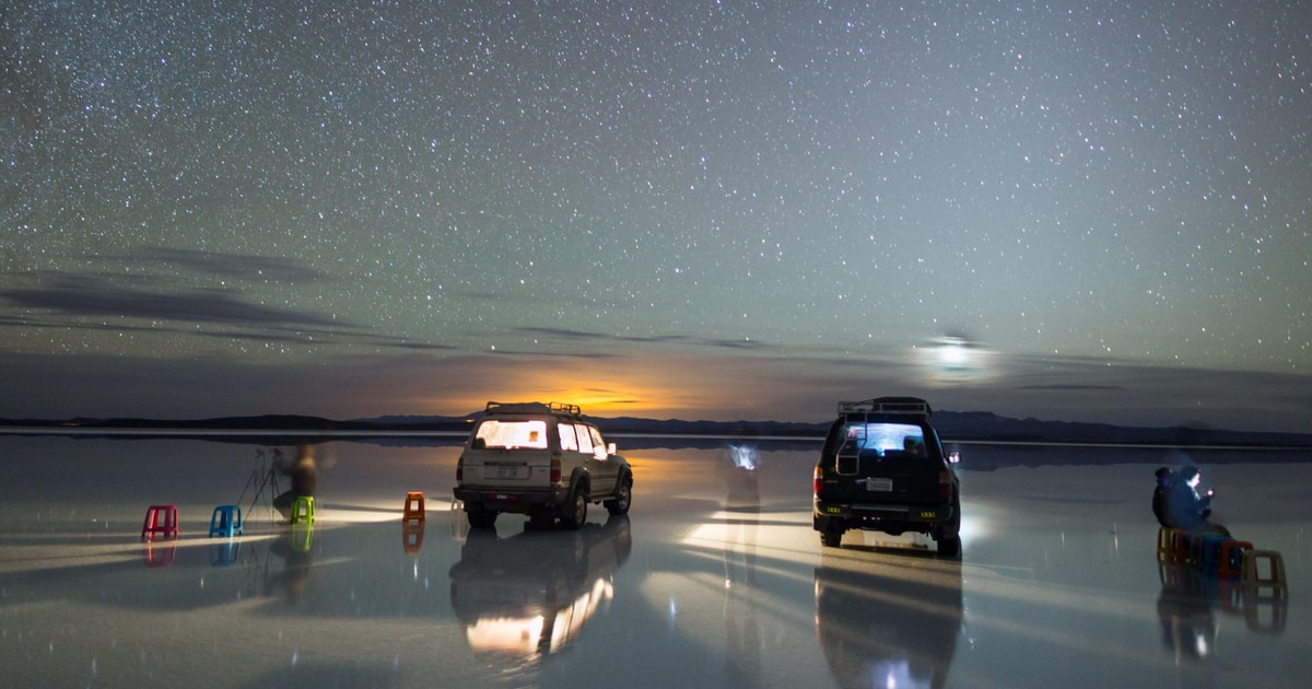 Uyuni: Night of stars + Sunrise in the Uyuni Salt Flats | GetYourGuide