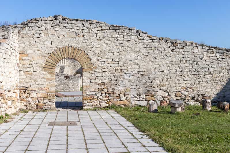 Da Sofia: Tour di un giorno alle cascate di Lovech e Krushunski ...