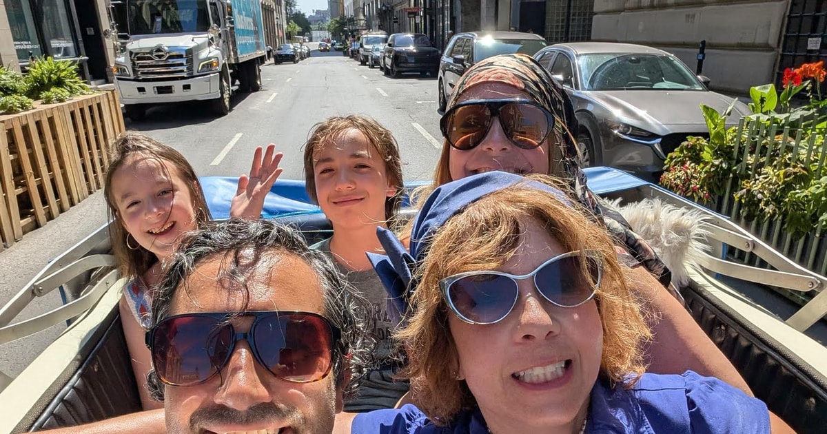 Old-Montreal: ¡Una visita guiada inolvidable en un coche descapotable vintage de los años 30 ...