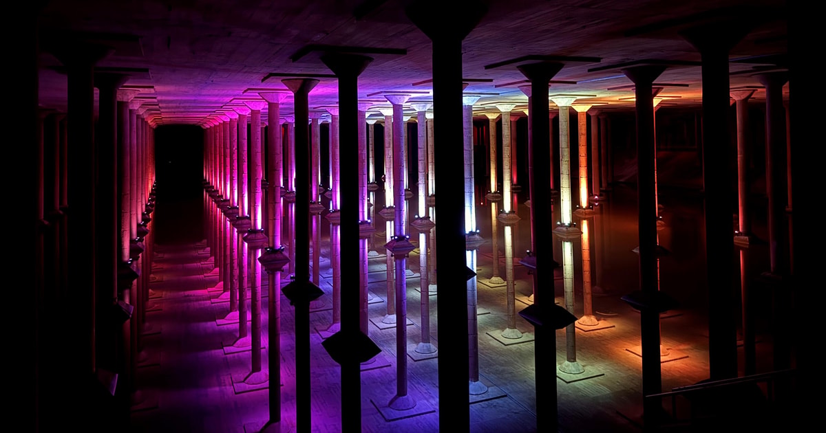 Houston: Cistern Illuminated - Winter Light Installation | GetYourGuide