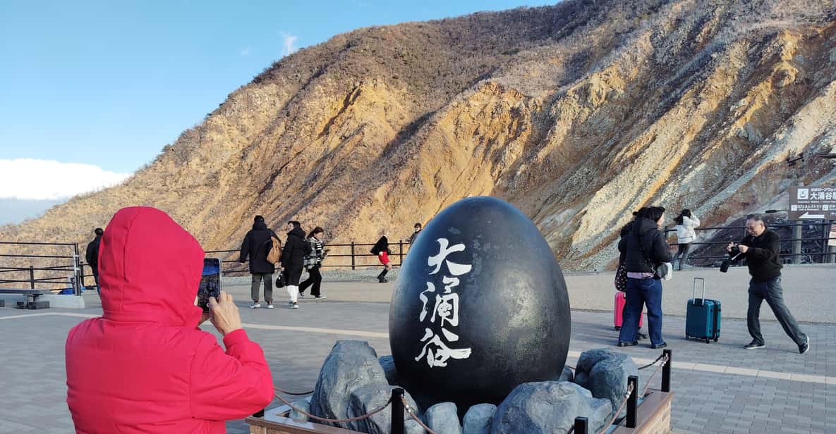 Tokio: excursión de un día a Hakone en tren con crucero por el lago ...