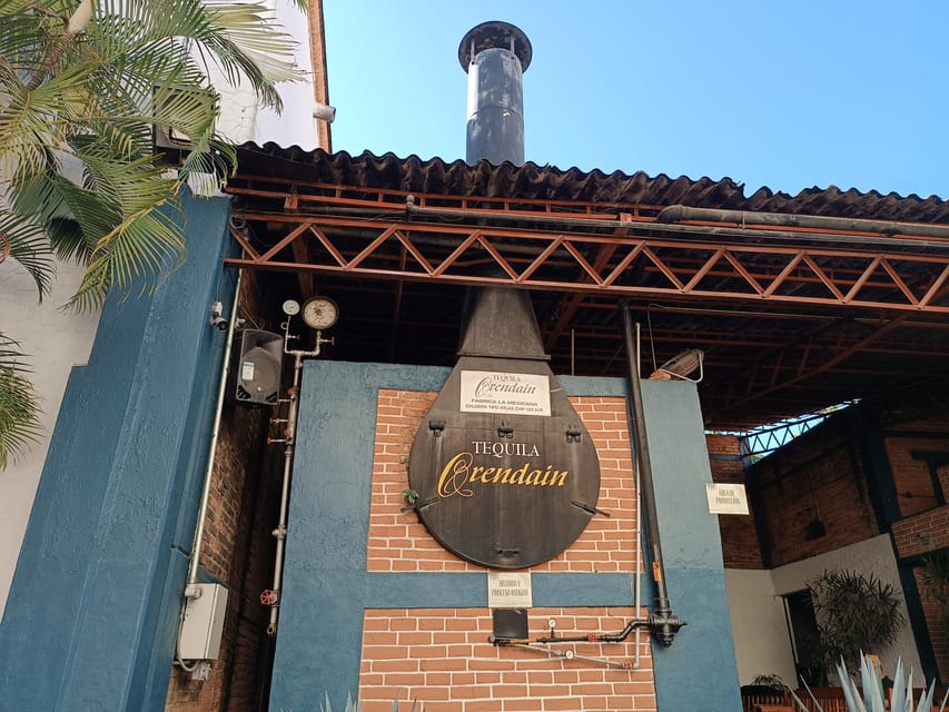 Vijfsterrenfabriek: Maak kennis met Orendain tequila. | GetYourGuide