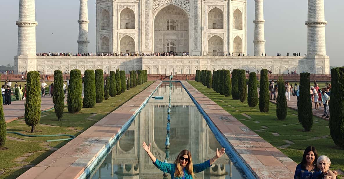 Desde Delhi: Excursión en coche privado al Taj Mahal y Agra con almuerzo 5*. | GetYourGuide