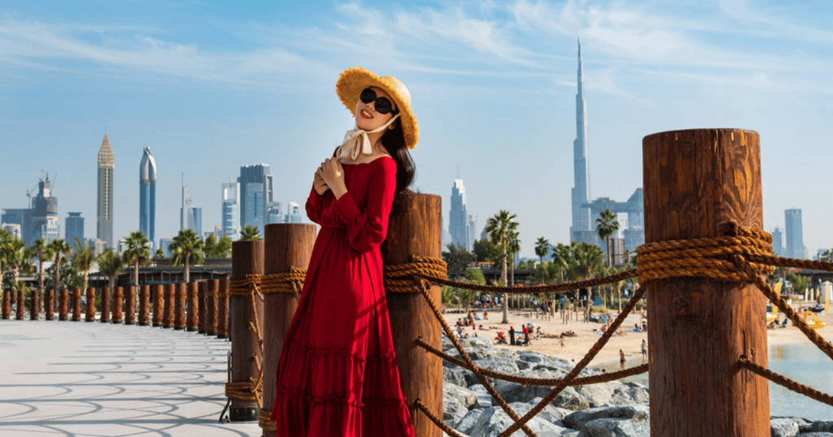 Dubai Photoshoot with a Private Travel Photographer. | GetYourGuide