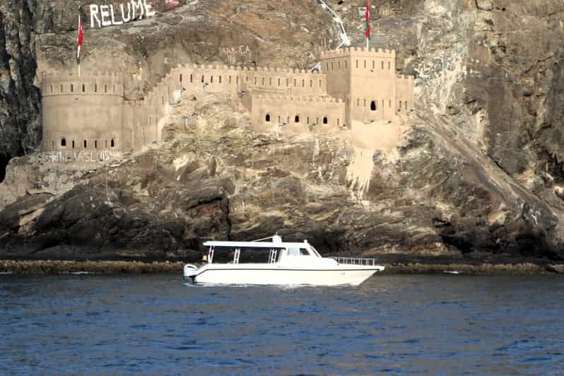 Muscat: 2-Hour Sunset Viewing Boat Tour | GetYourGuide