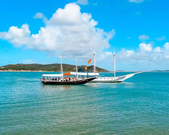 Explore Búzios: Boat Tour with Lunch (Departing from Búzios) | GetYourGuide