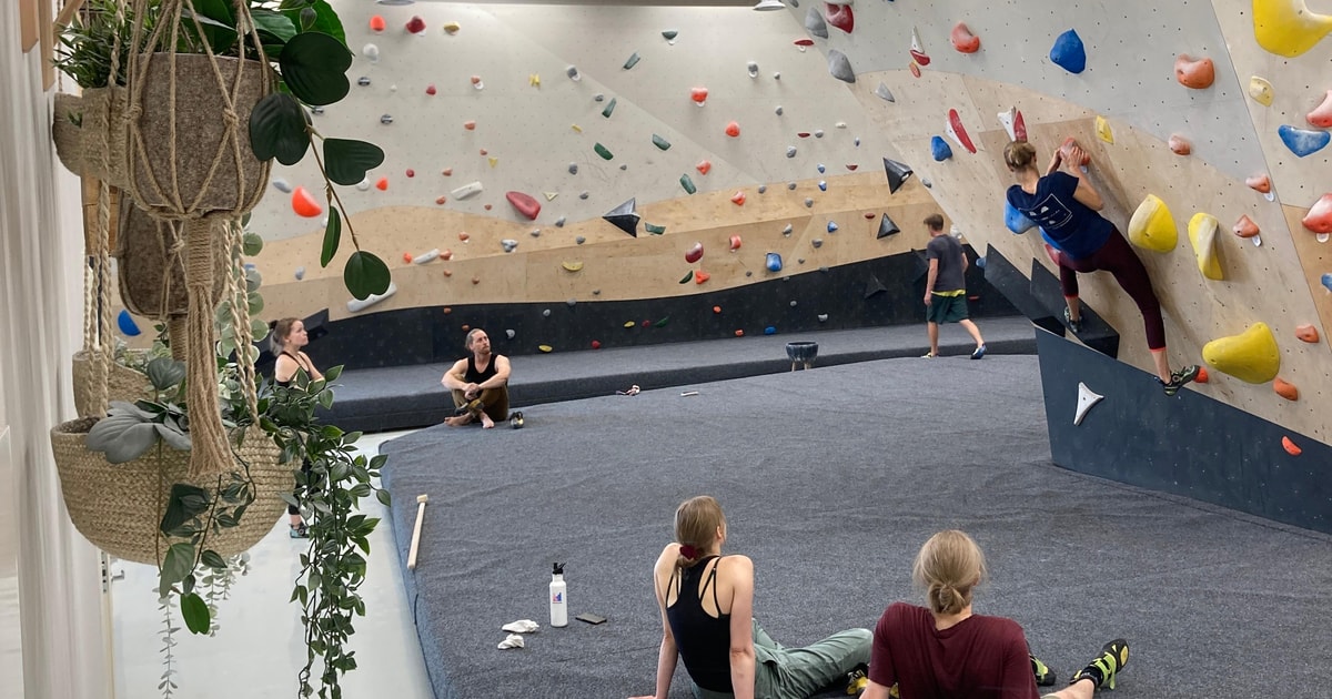 Rovaniemi: Indoor klimmen met instructeur | GetYourGuide