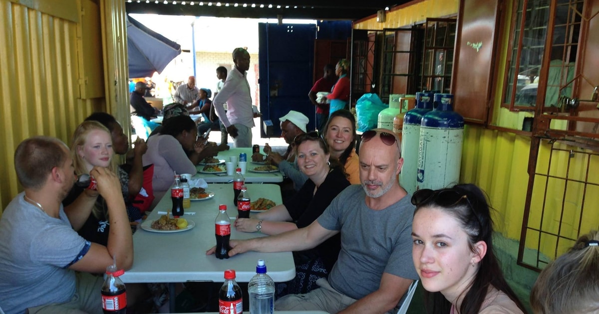 Township Walking Tours en Langa, tres horas 09h00 o 13h00 | GetYourGuide