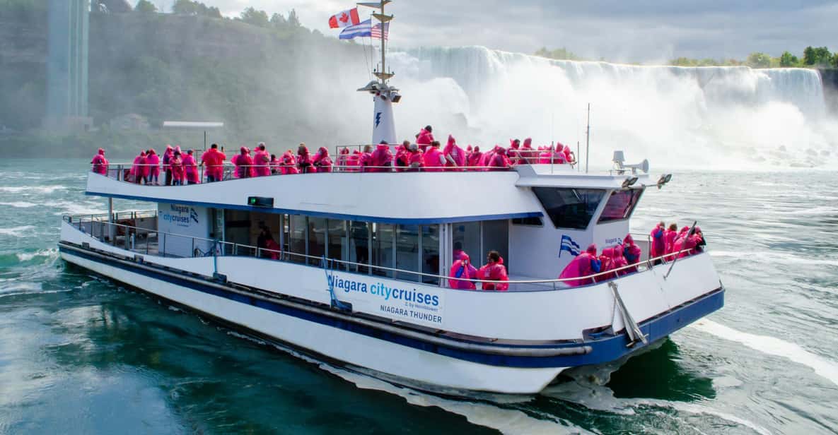 Toronto: Niagara Falls Day Tour mit Hornblower Cruise | GetYourGuide