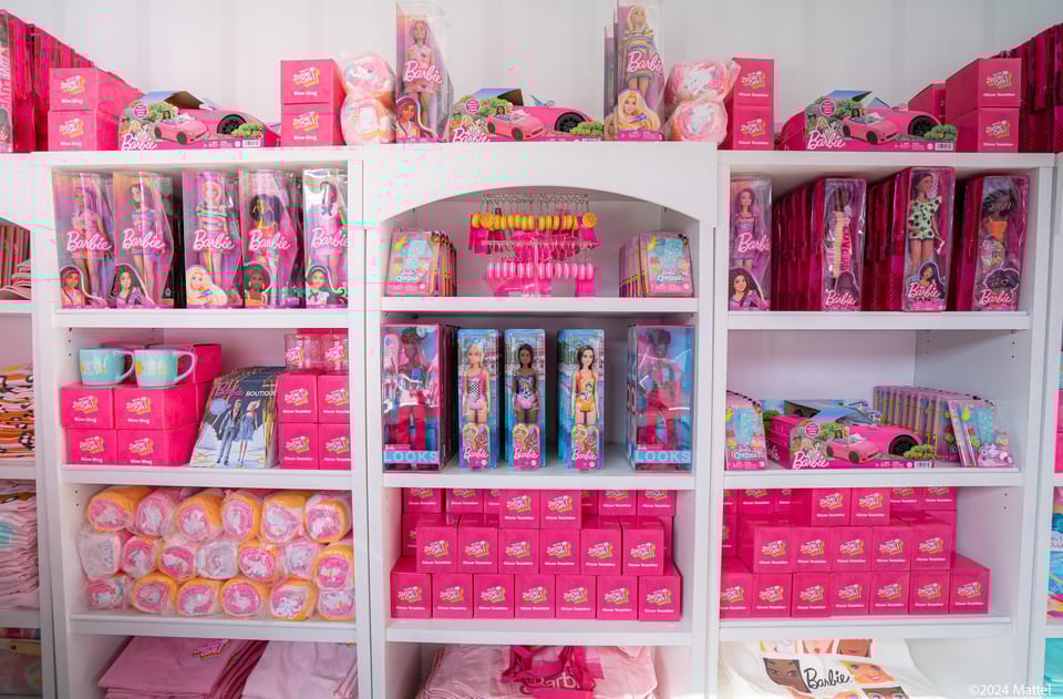 Malibu Barbie Café Miami | GetYourGuide