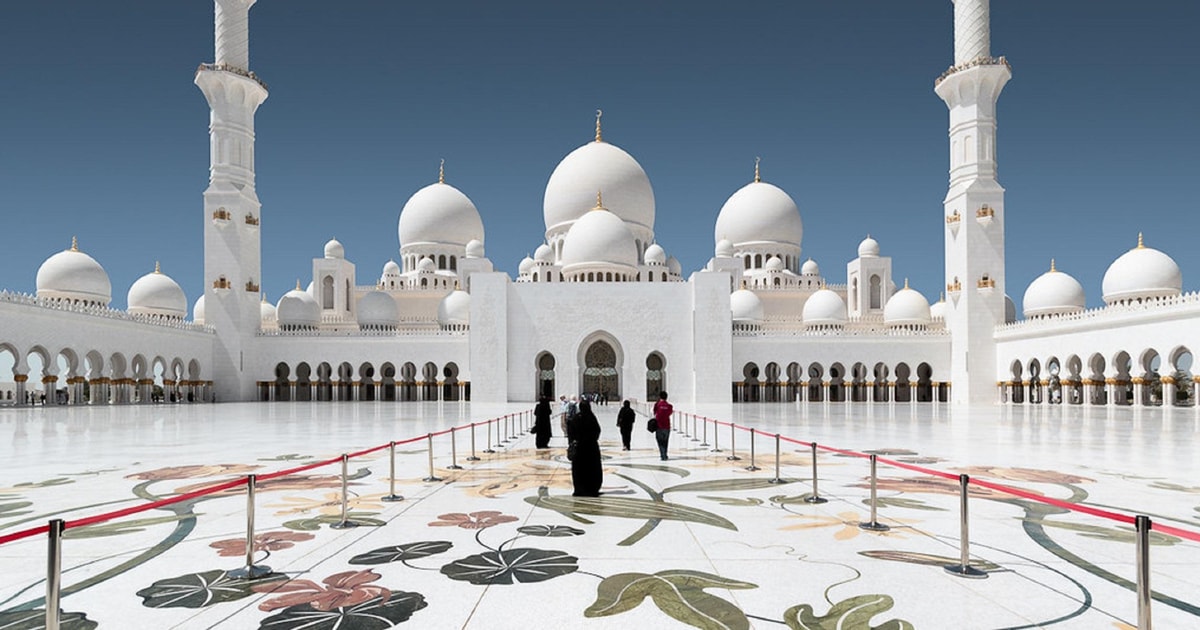 From Dubai: Take a tour Abu Dhabi City & Sheikh Zayed Mosque | GetYourGuide