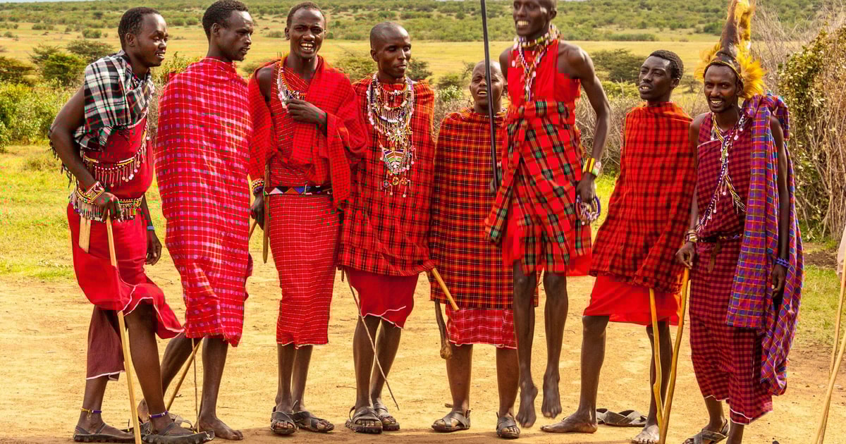 Visita privata al villaggio Masai e alle sorgenti termali di Chemka ...