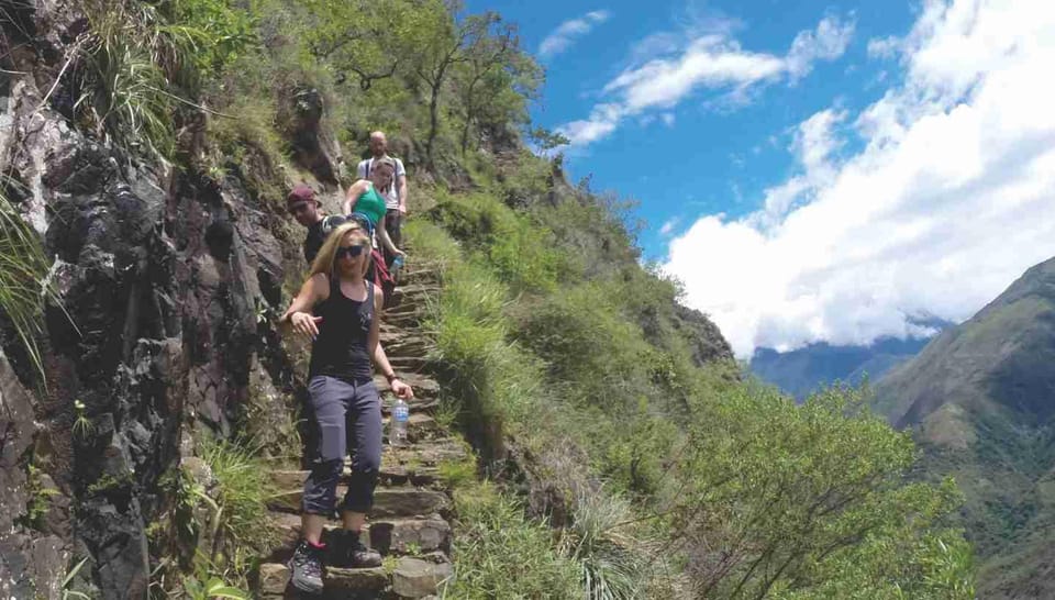 Excursión a Machu Picchu por la selva inca | GetYourGuide