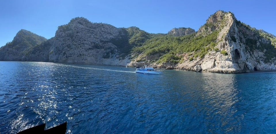 Alcudia: Boat Trip with Food, Drinks and Snorkel | GetYourGuide