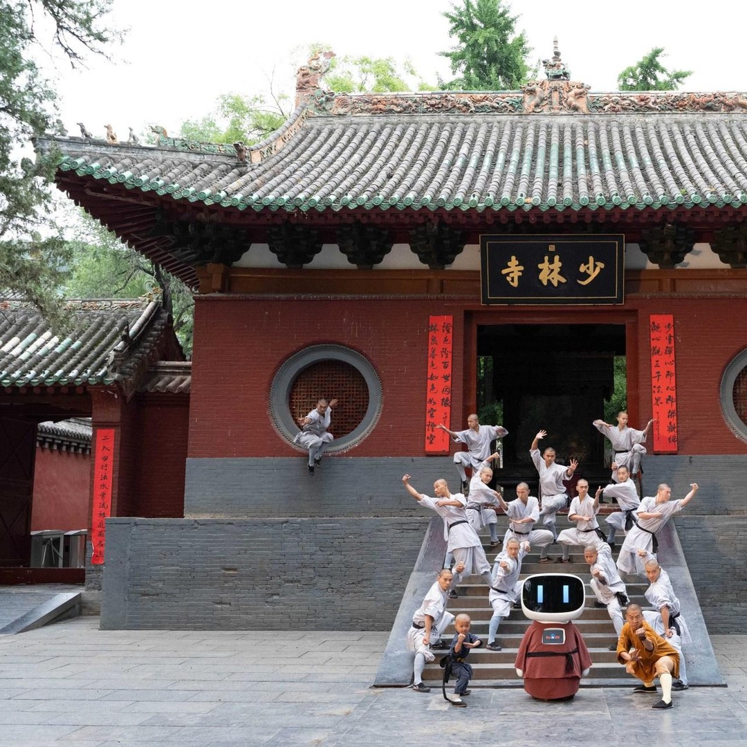 Zhengzhou: Shaolin Temple and Mt. Song Private Day Tour | GetYourGuide
