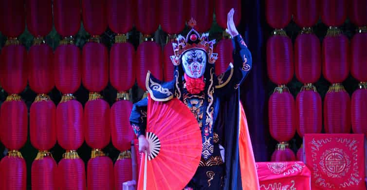 Sichuan opera night show at Jinjiang theater | GetYourGuide