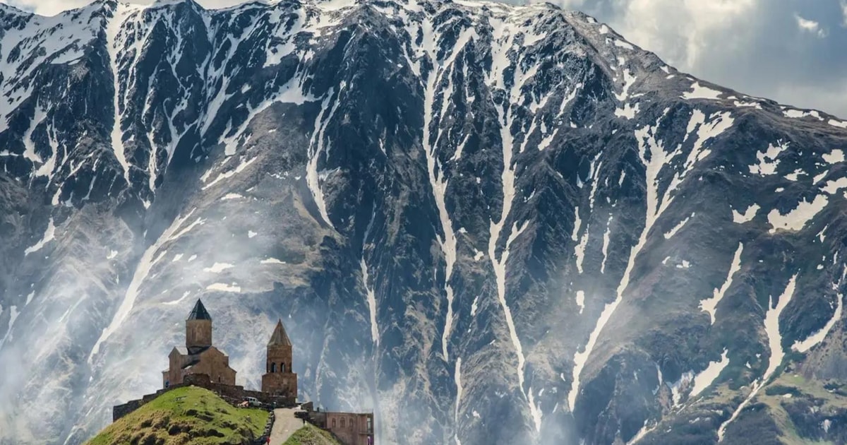 Tbilisi : to Kazbegi, Ananuri, Gudauri and Gergeti, Day Tour | GetYourGuide