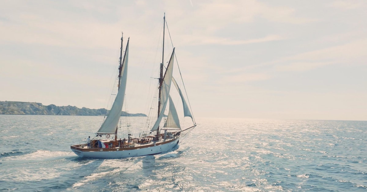 Marseille : Winter afternoon sailing trip with hot drinks | GetYourGuide