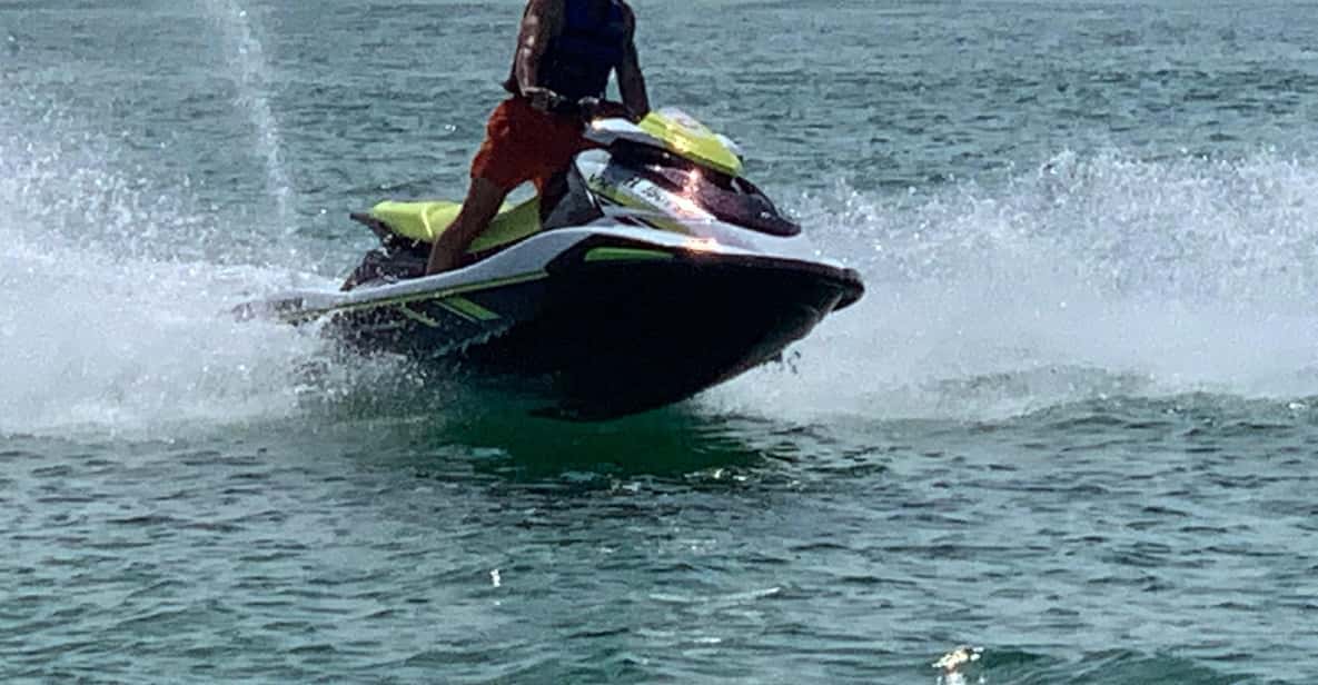 Destin: Waverunner-udlejning med adgang til Crab Island | GetYourGuide