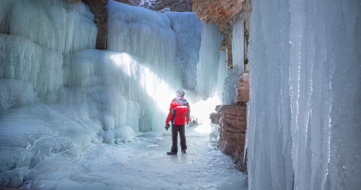 Vanuit Bakoe: een dag wandelen naar een bevroren waterval | GetYourGuide
