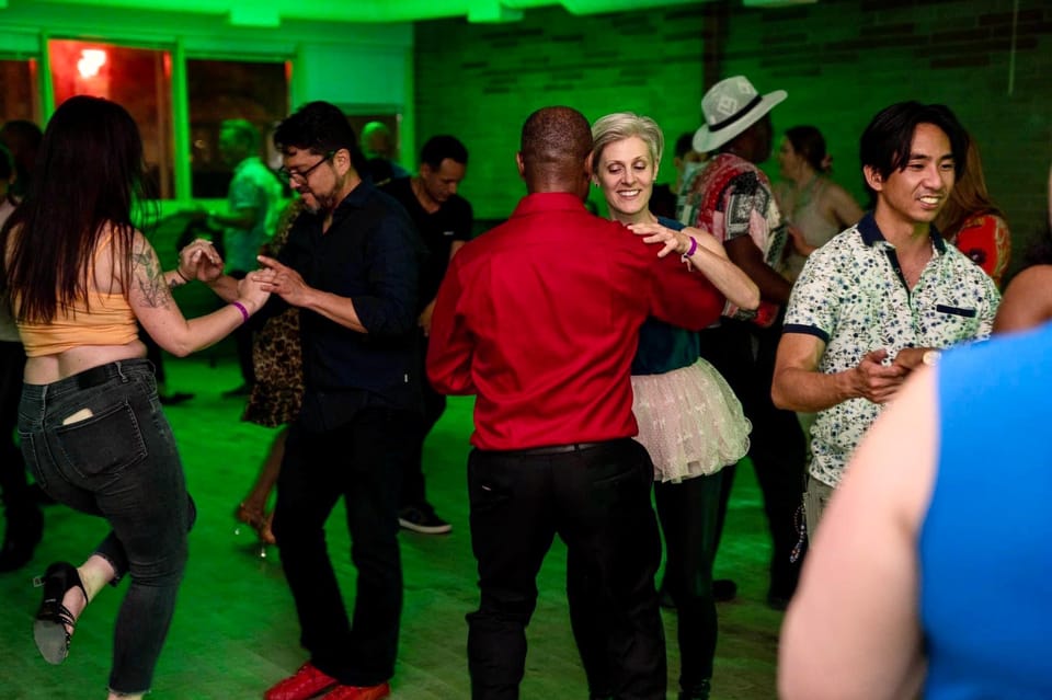 Experiencia Salsa: Aprende Salsa con un instructor profesional ...