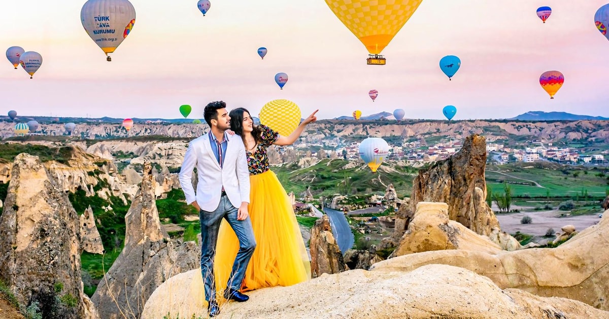 Sunrise Hot Air Balloon Watching Experience | GetYourGuide