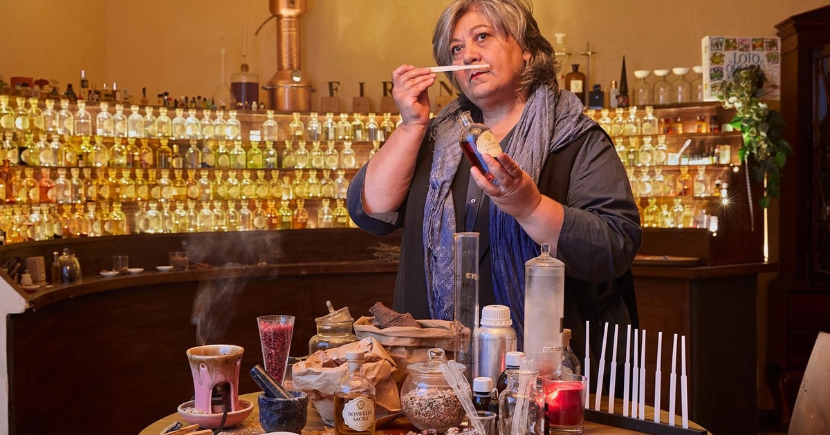 Perfume Masterclass in Florence: Make your Own Fragrance | GetYourGuide