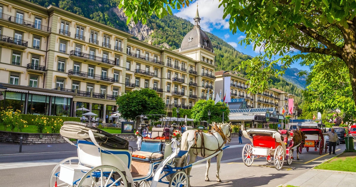 Excursie privată de o zi la Interlaken, Grindelwald și Lauterbrunnen ...
