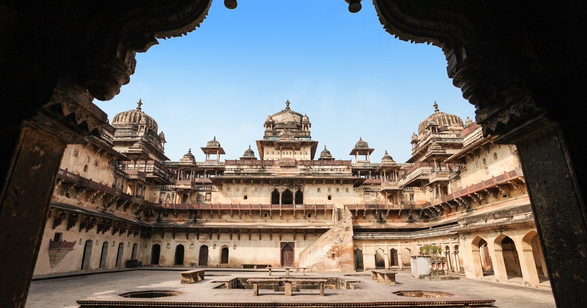 9-hours Excursion Trip to Orchha from Khajuraho | GetYourGuide