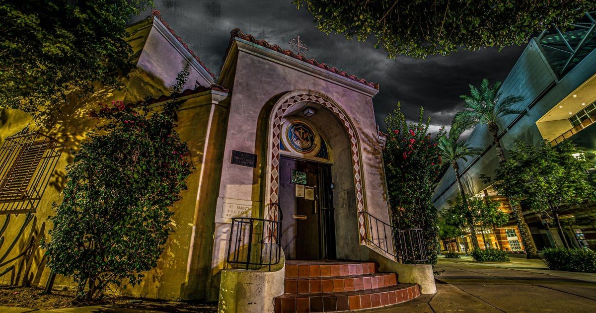 Phoenix: Late-Night Ghost Hunt w/ Equipment | GetYourGuide