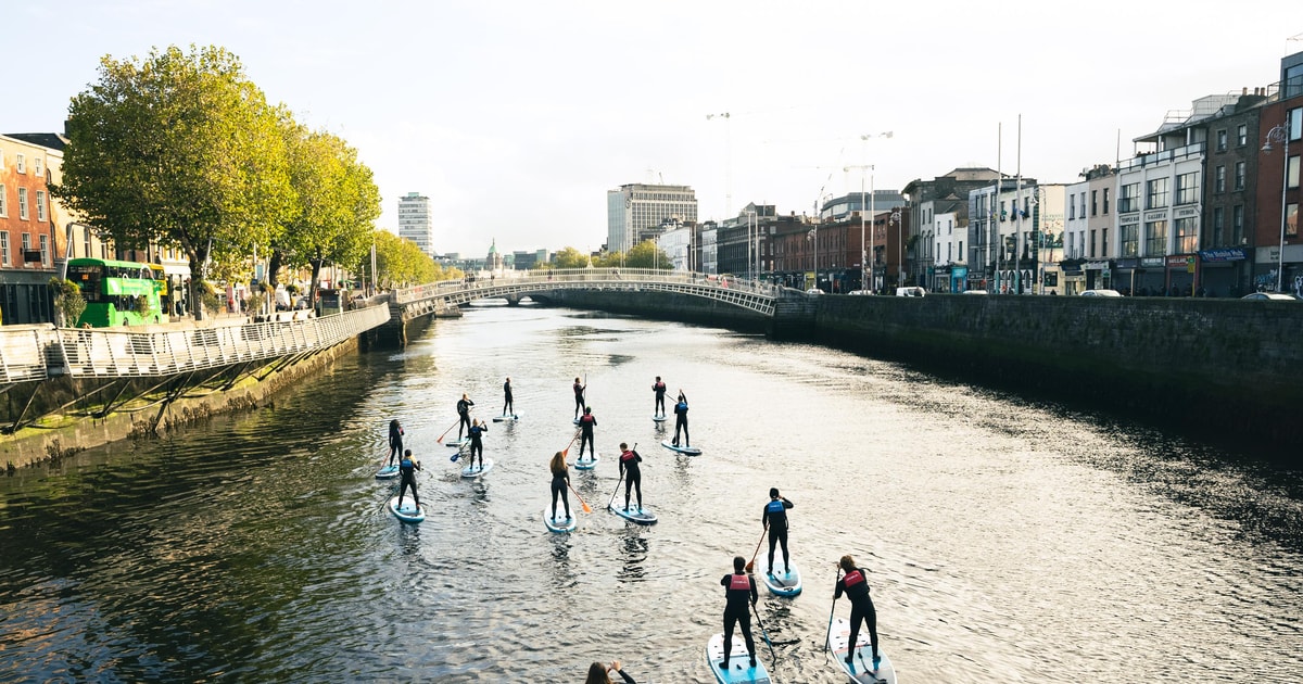 Ciudad de Dublín: Excursión en Stand Up Paddle por el Liffey | GetYourGuide
