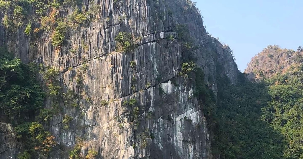 2-Hour Private Canoe Discover the Best of Ha Long Bay | GetYourGuide