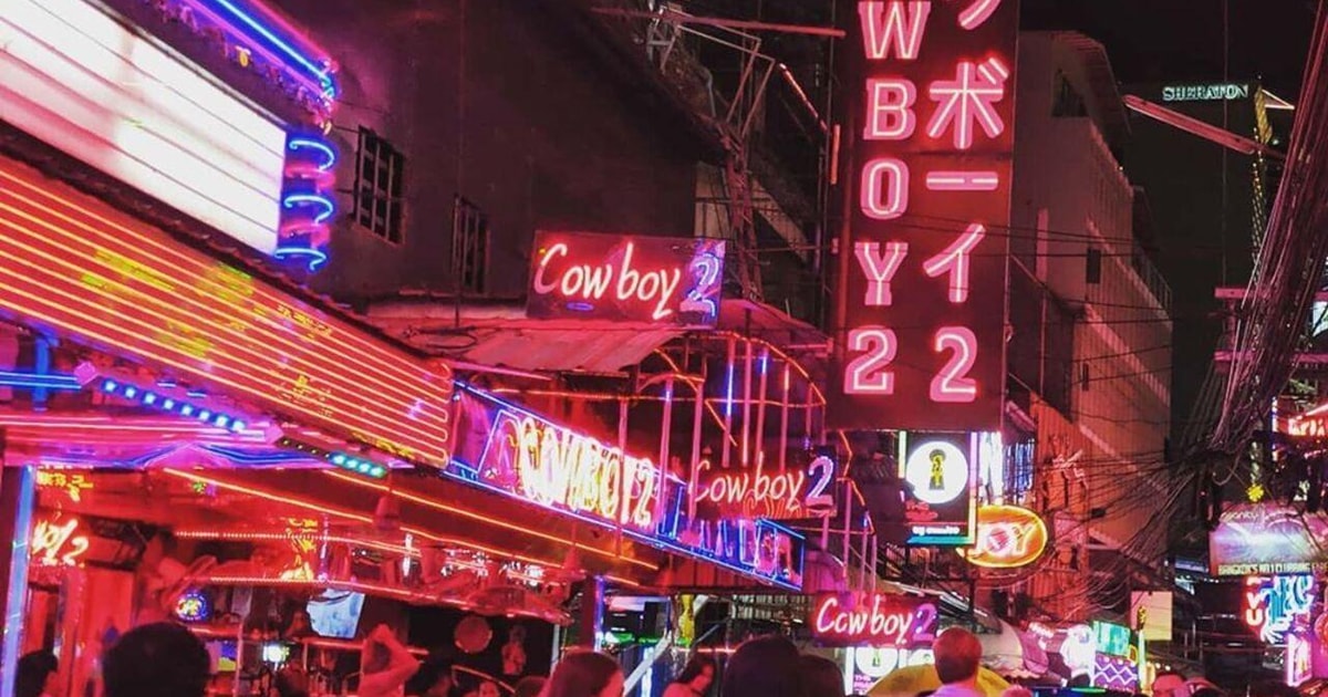 Bangkok: Soi cowboy, Nana Plaza, Rooftops and Secret Clubs | GetYourGuide