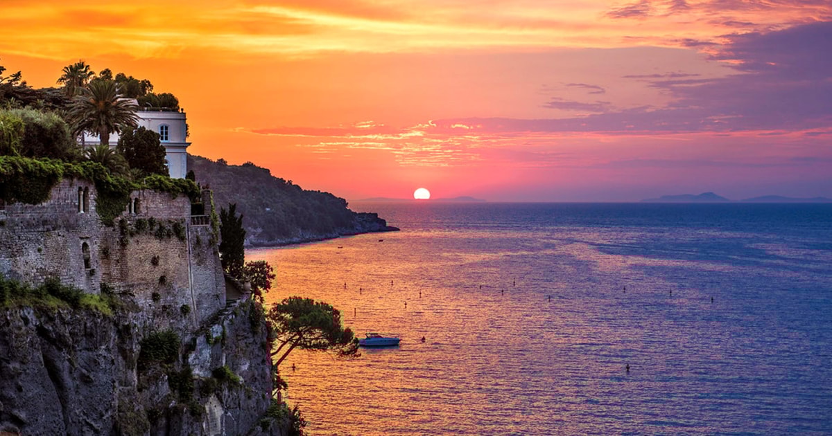 Sorrento: Sunset City Walking Tour with Limoncello Tasting | GetYourGuide
