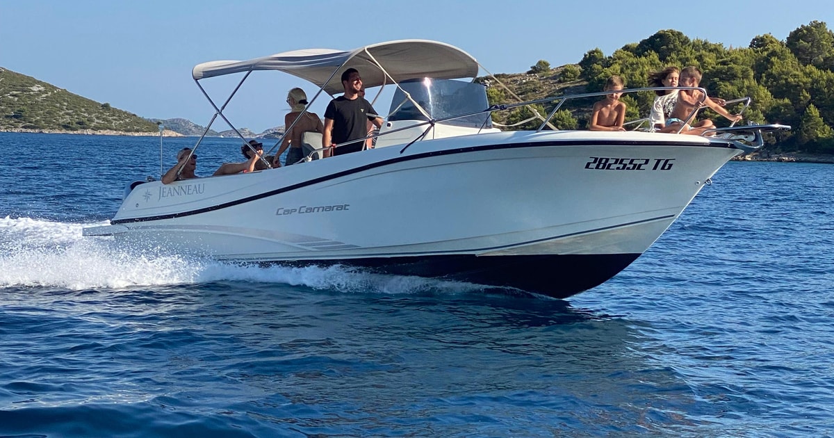 Från Split: Trogir, Blå lagunen och Ciovo med motorbåt | GetYourGuide