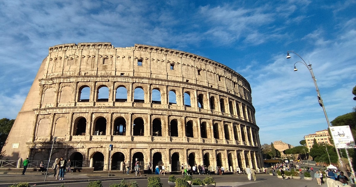 Roma: Visita à Arena do Coliseu e à Roma Antiga | GetYourGuide