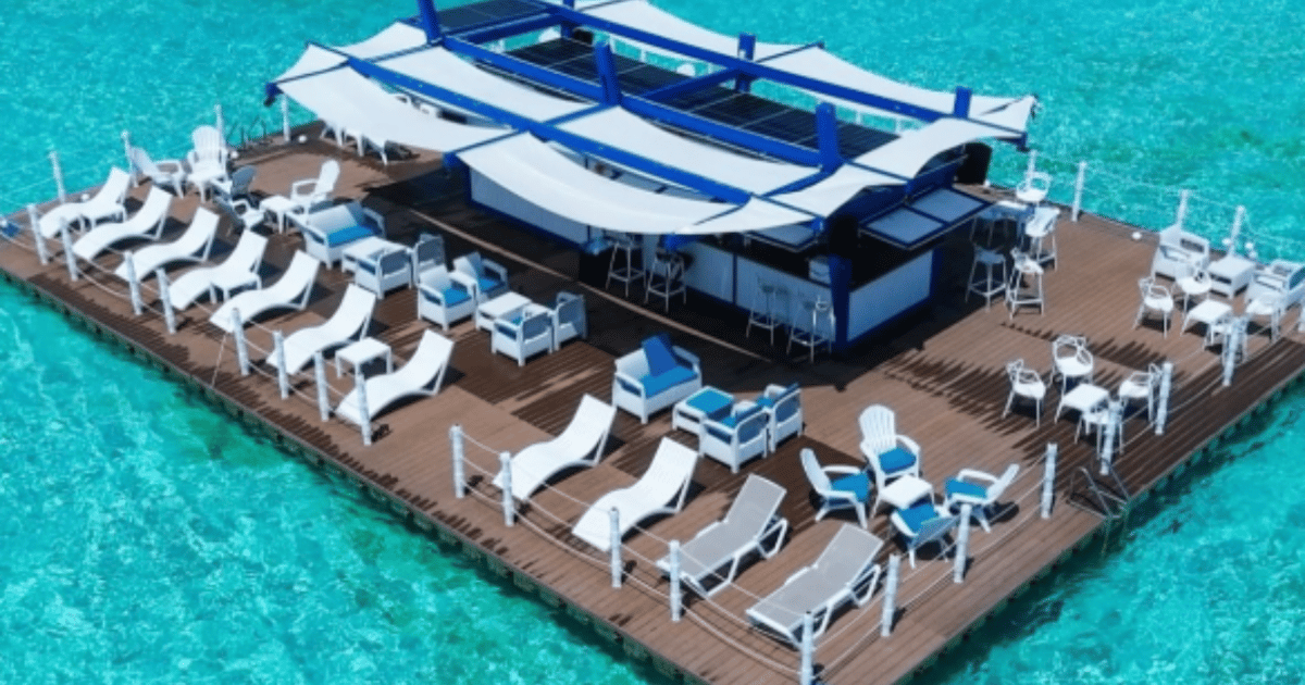 San Andrés: Rumba Party Cruise on a Floating Bar! - Day Tour | GetYourGuide