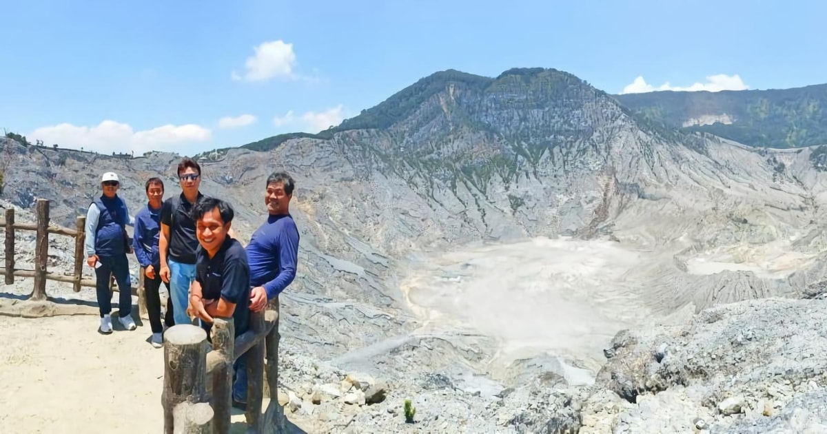 Bandung Tour : Volcano, Coffee Fields, Hot Springs Water | GetYourGuide